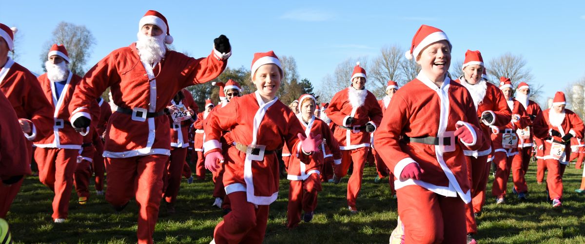 Katharine House Santa Fun Run - Banbury FM