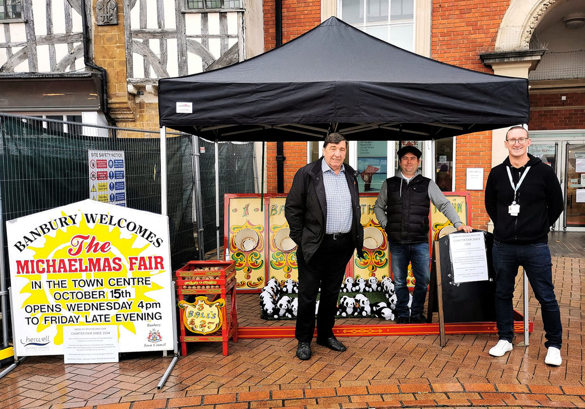 Traditional fairground game in Market Place marks Banbury Michaelmas ...