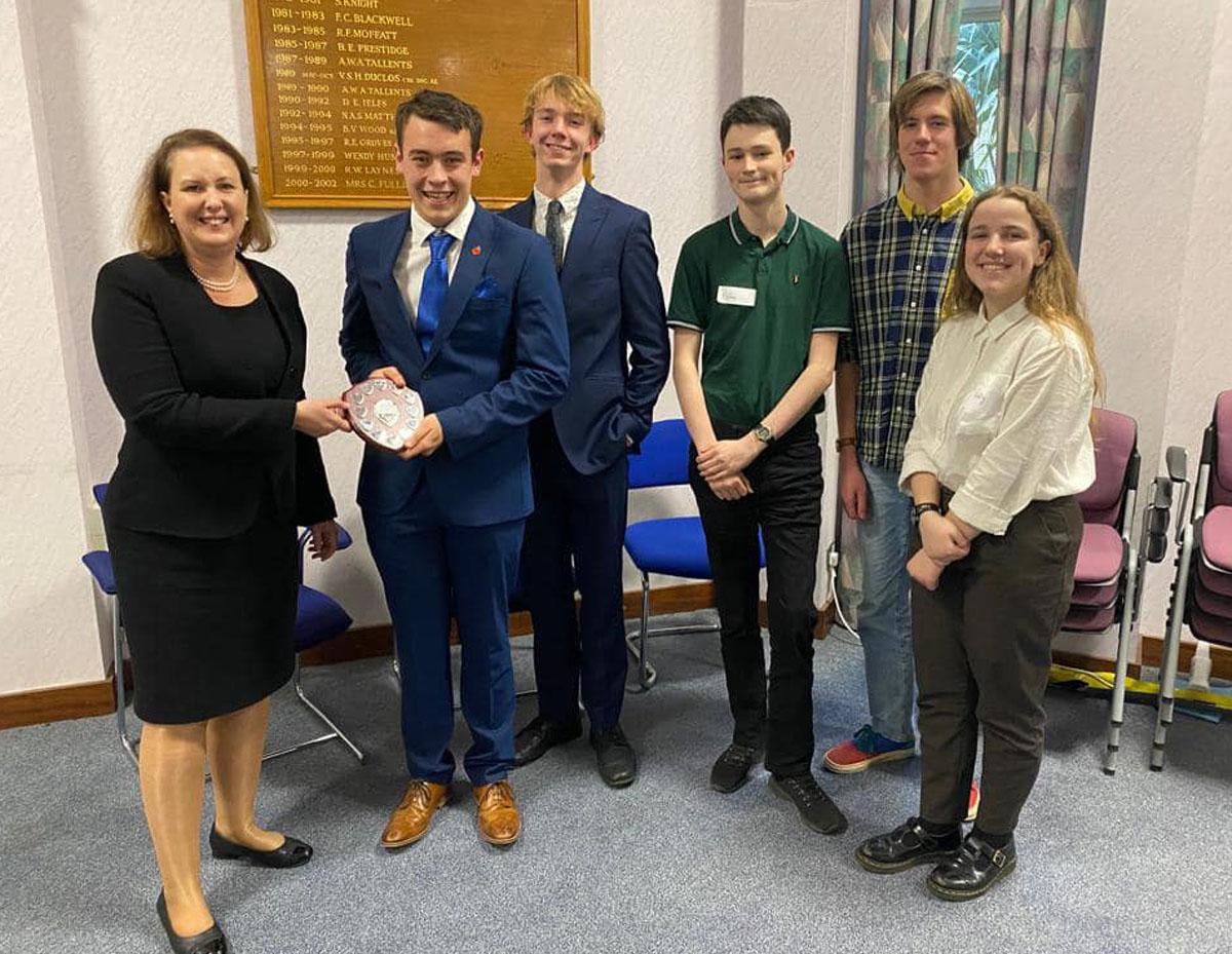 Warriner School wins MP’s debating competition - Banbury FM