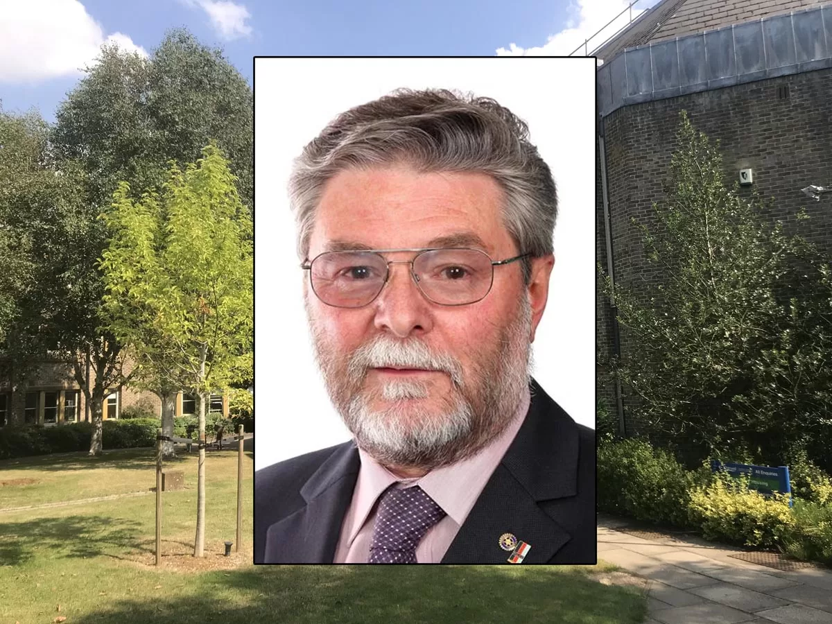 Long-serving Councillor one of three Executive members standing down ...