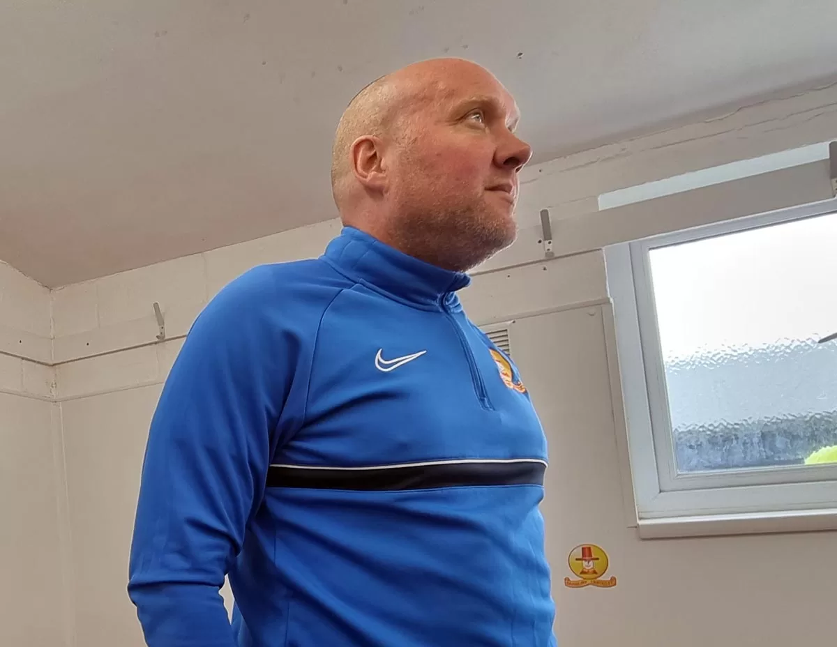 United’s Mark Jones believes he can build a stronger team - Banbury FM